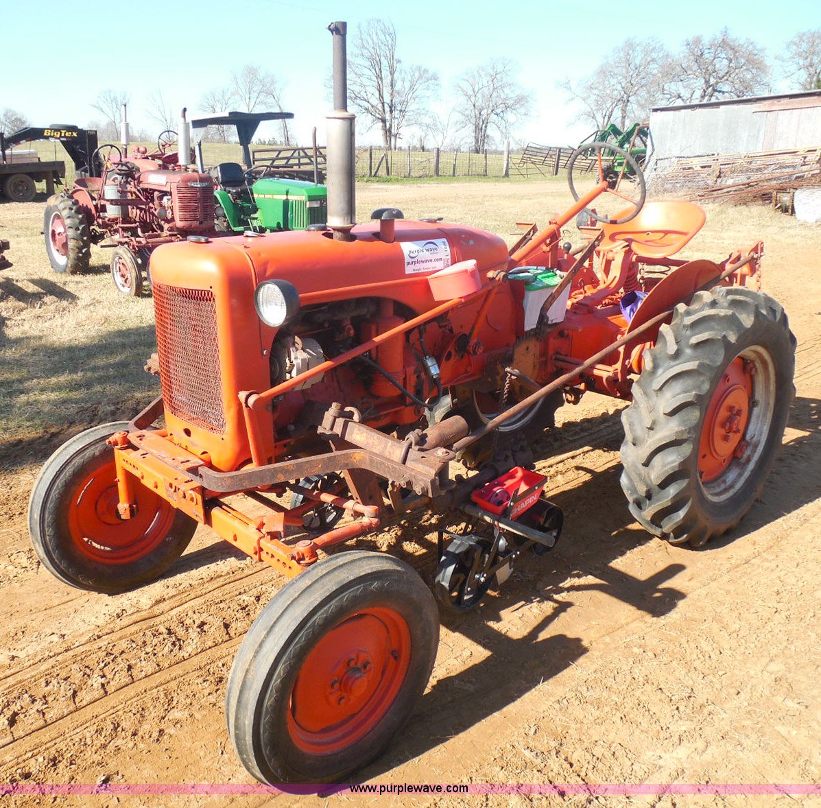 Allis Chalmers B tractor in Tyler, TX | Item L1508 sold | Purple Wave