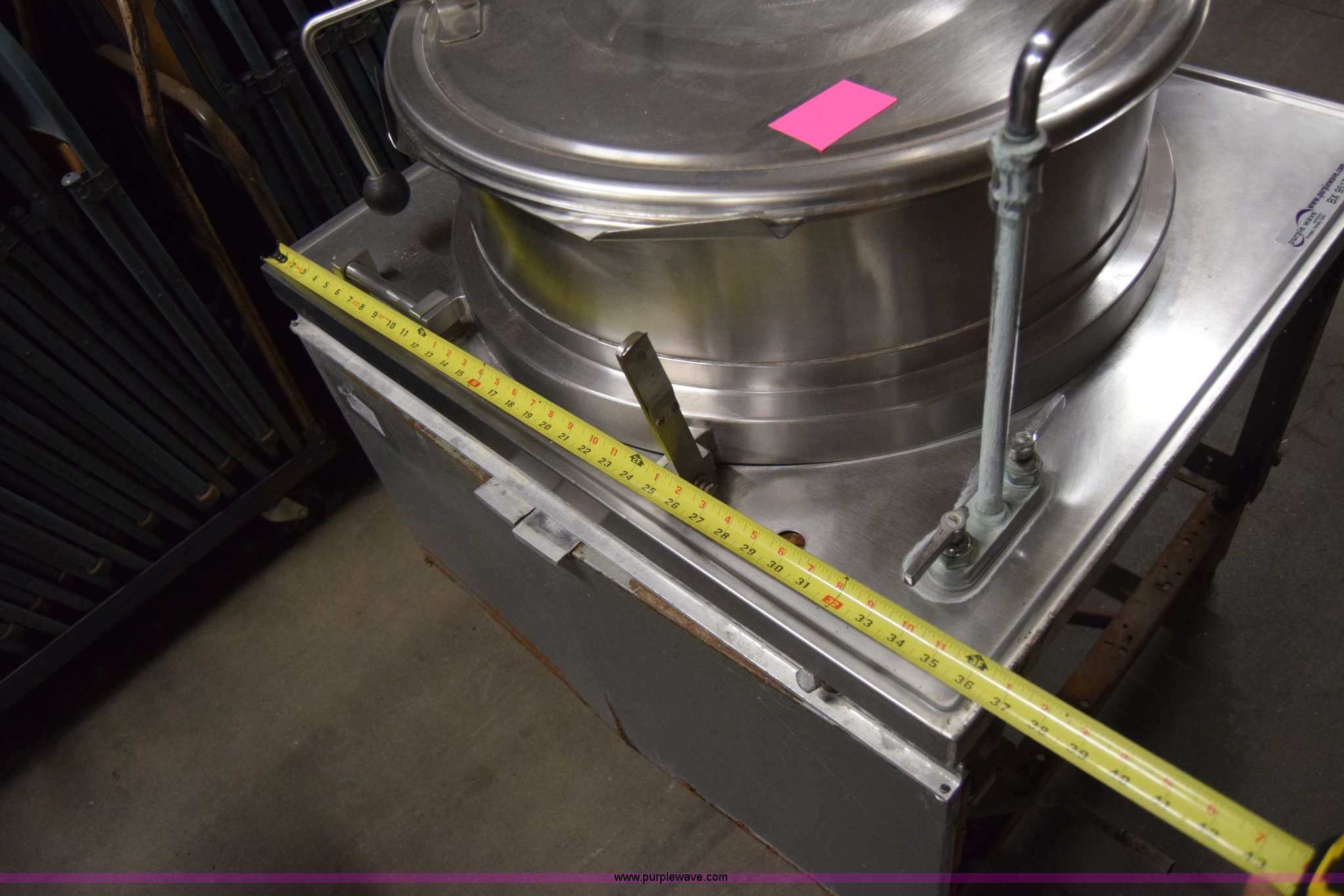 Market Forge steam kettle in Newton, KS | Item BX9517 sold | Purple Wave