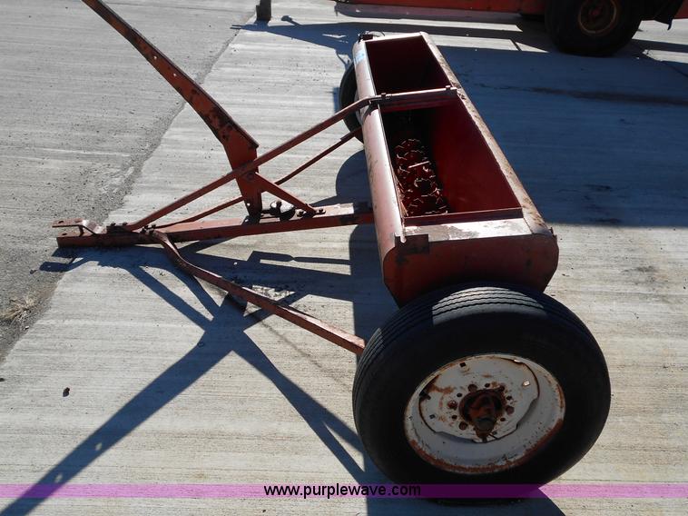 Avco 88F Ezee Flow fertilizer spreader in Belton, MO | Item L1151 sold ...