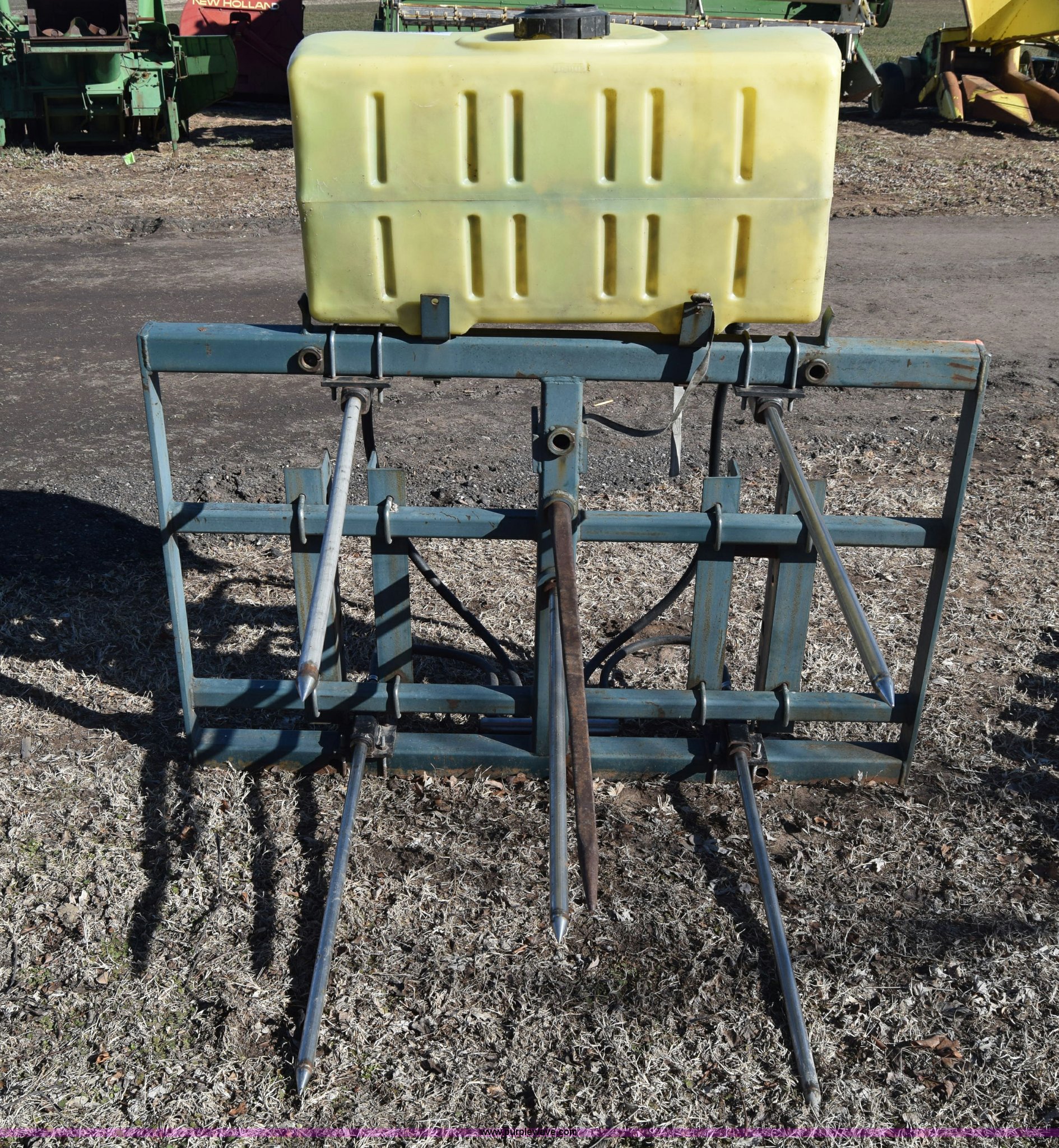 Injection bale spear in Mt. Hope, KS | Item L1042 sold | Purple Wave