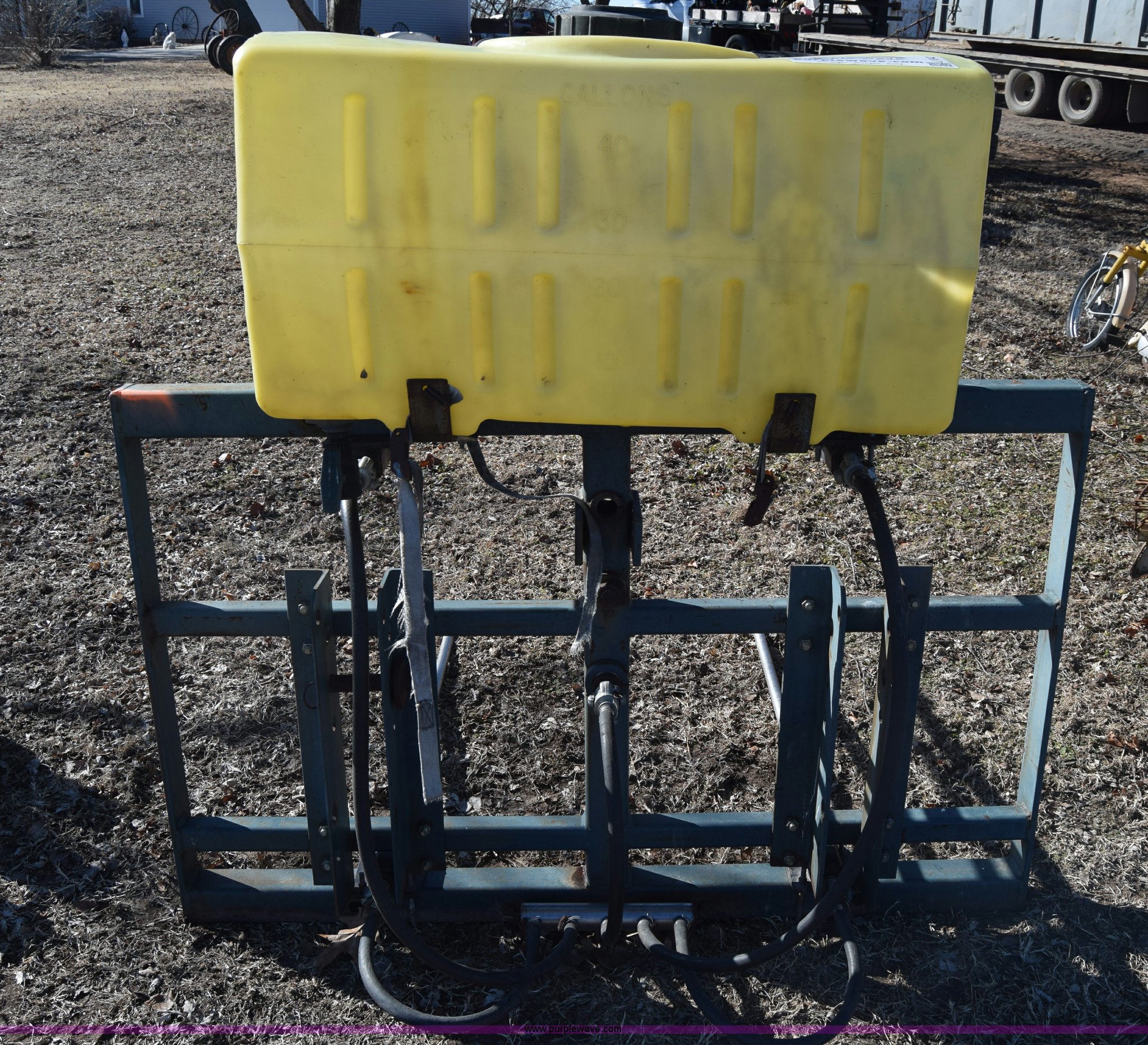 Injection bale spear in Mt. Hope, KS | Item L1042 sold | Purple Wave