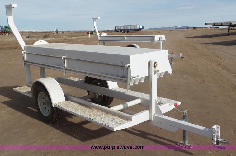 Calf bottle trailer in Delta, UT | Item G7136 sold | Purple Wave