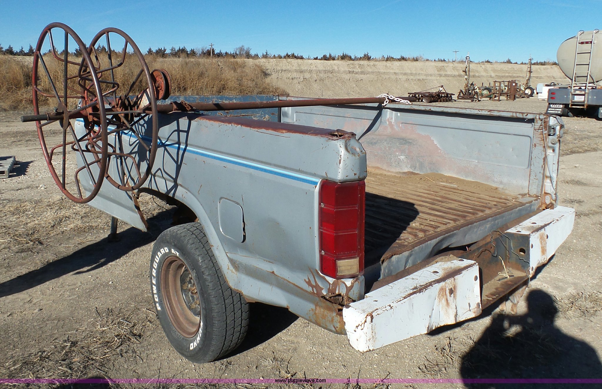 Wire roller trailer in Gove, KS | Item J7330 sold | Purple Wave