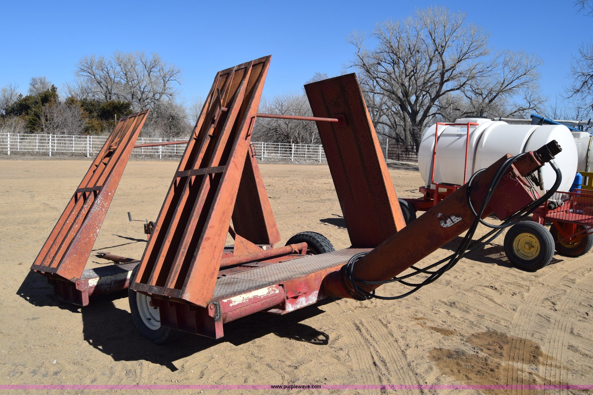 Baasch & Sons drive over grain pit in Kinsley, KS | Item K8734 sold ...
