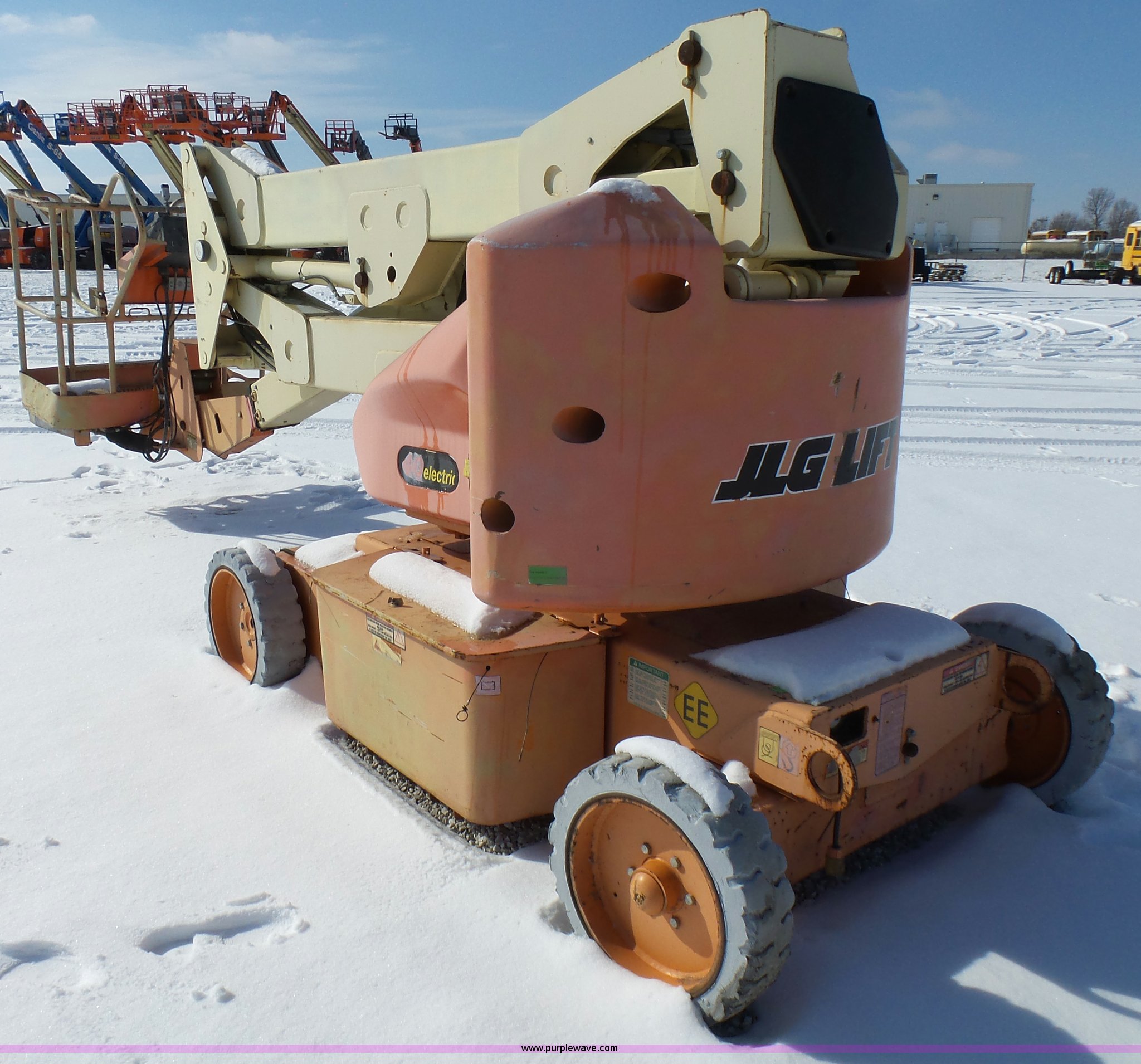 JLG N40 boom lift in Nixa, MO | Item L5389 sold | Purple Wave