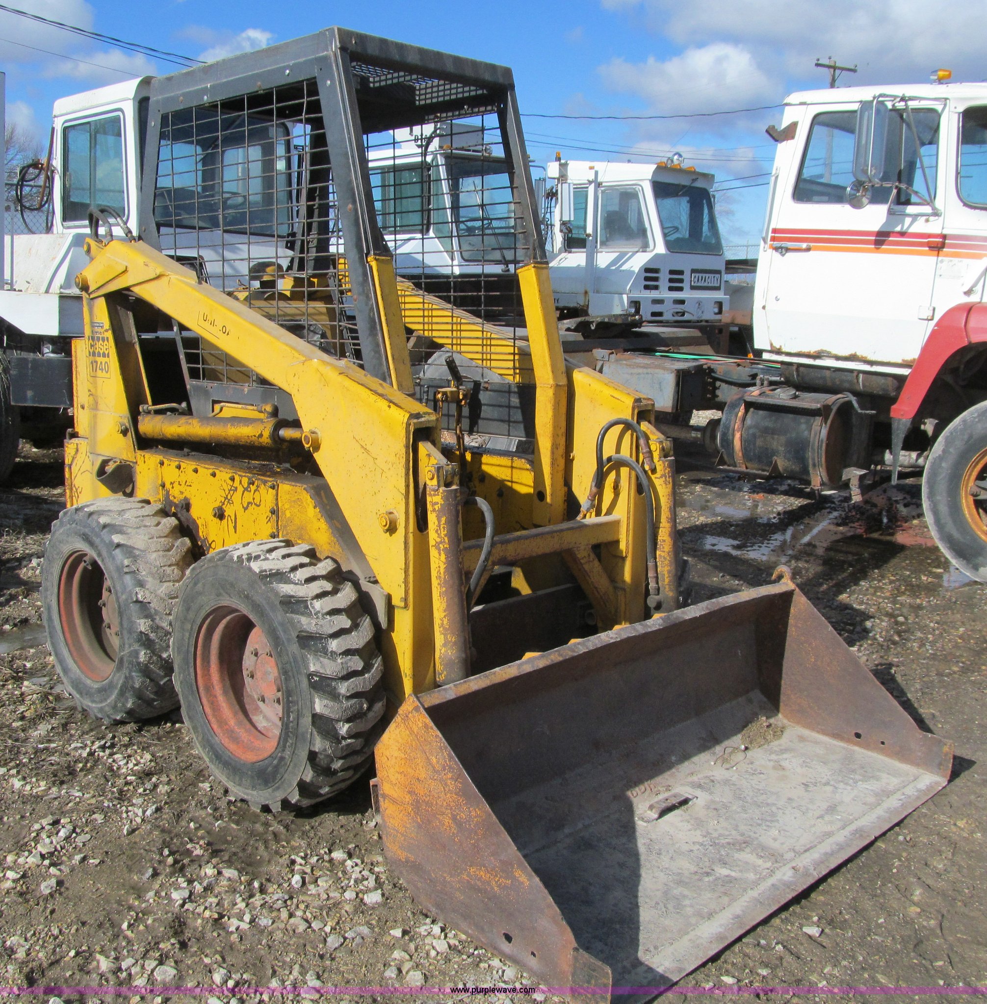 Case 1740 skid steer in Mt. Pleasant, IA | Item L5519 sold | Purple Wave