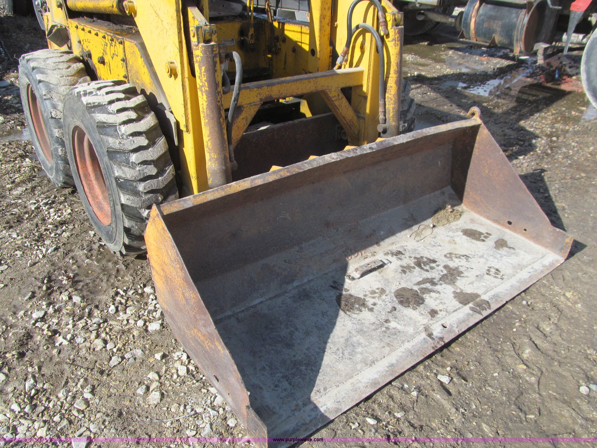 Case 1740 skid steer in Mt. Pleasant, IA | Item L5519 sold | Purple Wave