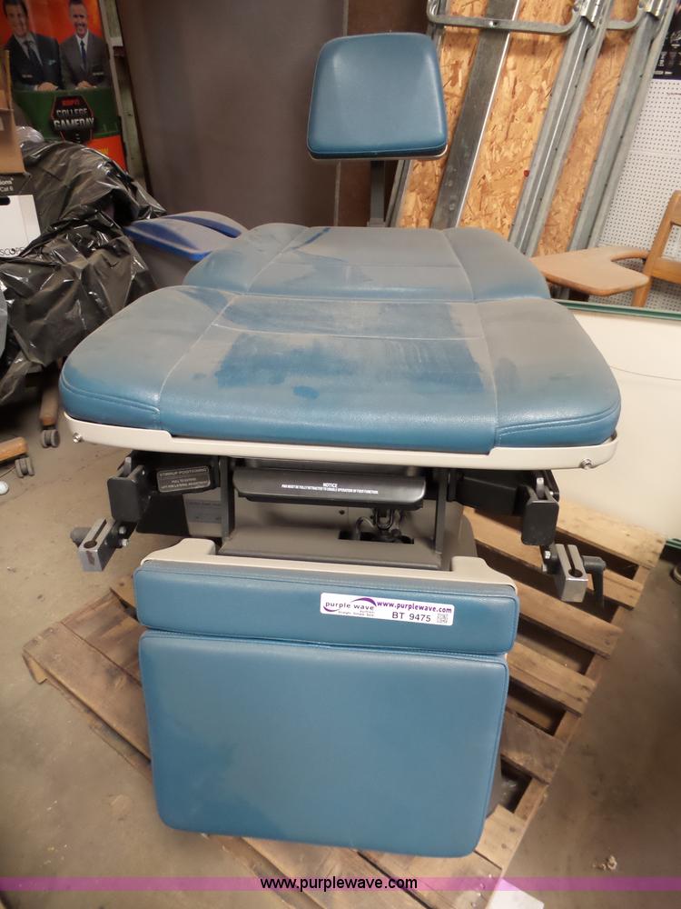 Mid Mark 411 computer programmed electric exam table in Manhattan, KS ...
