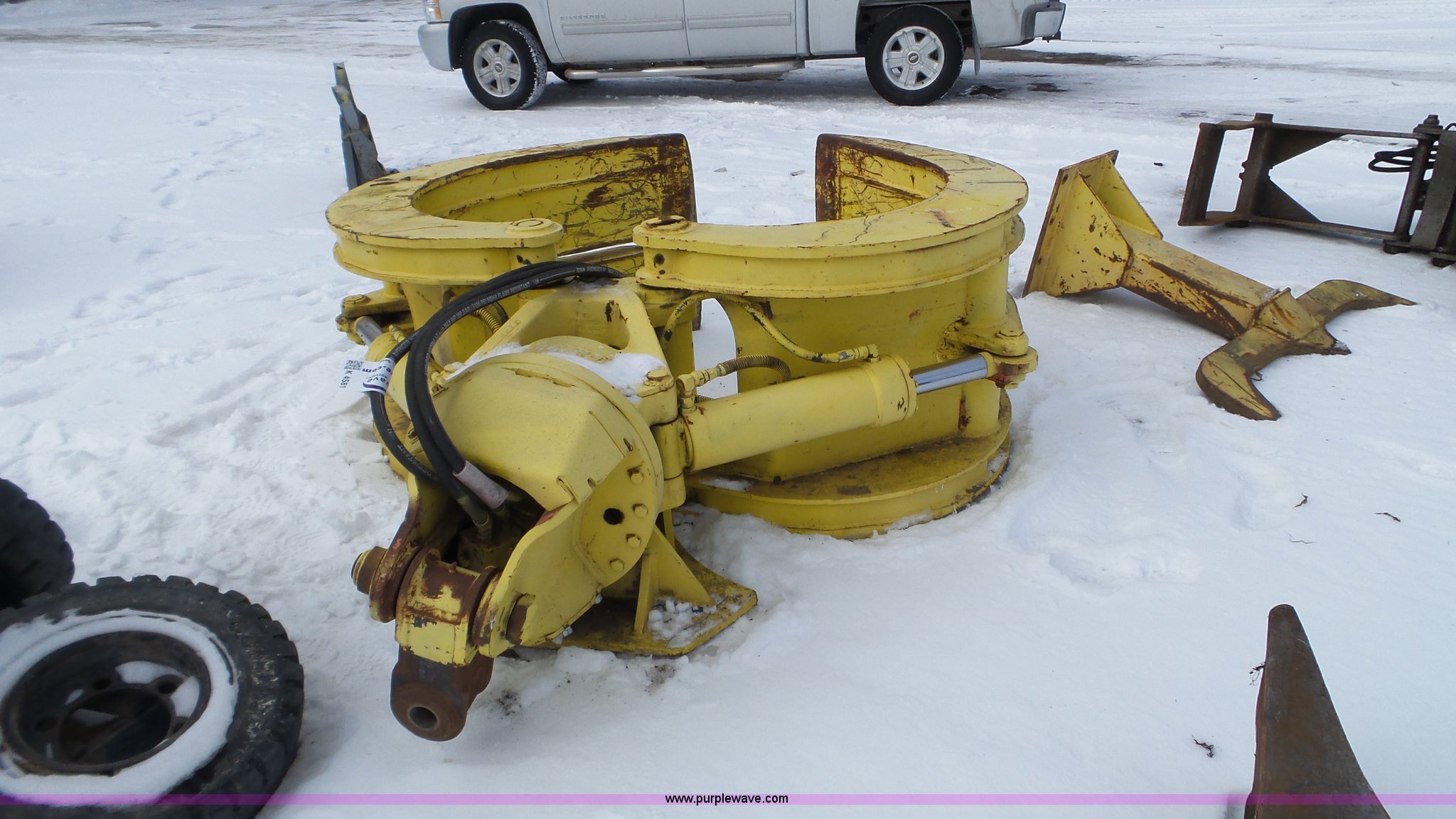 Prentice grapple in Ironton, MN | Item K4581 sold | Purple Wave