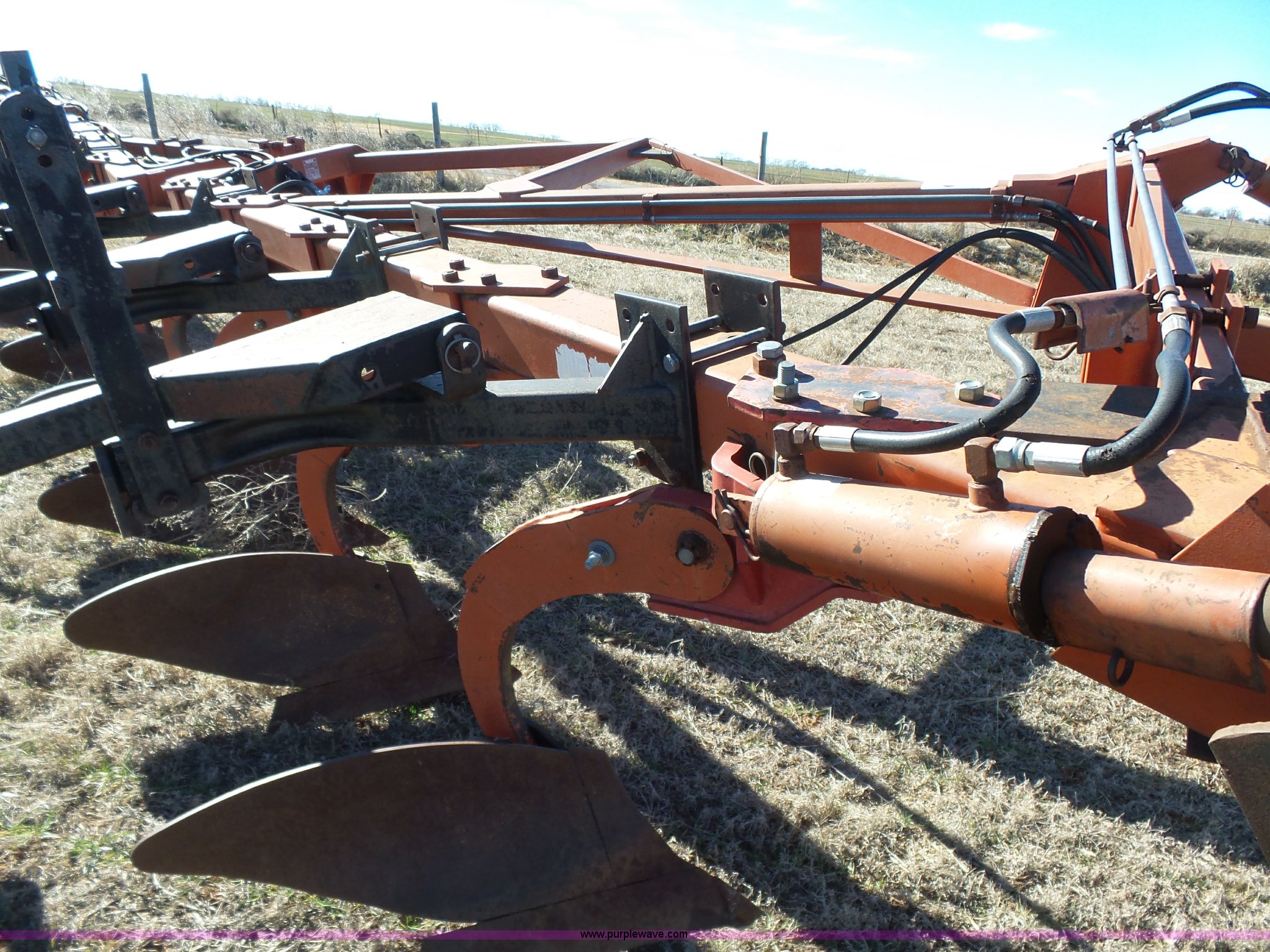 Wil-Rich 2900 14 bottom plow in Kiowa, KS | Item L6153 sold | Purple Wave