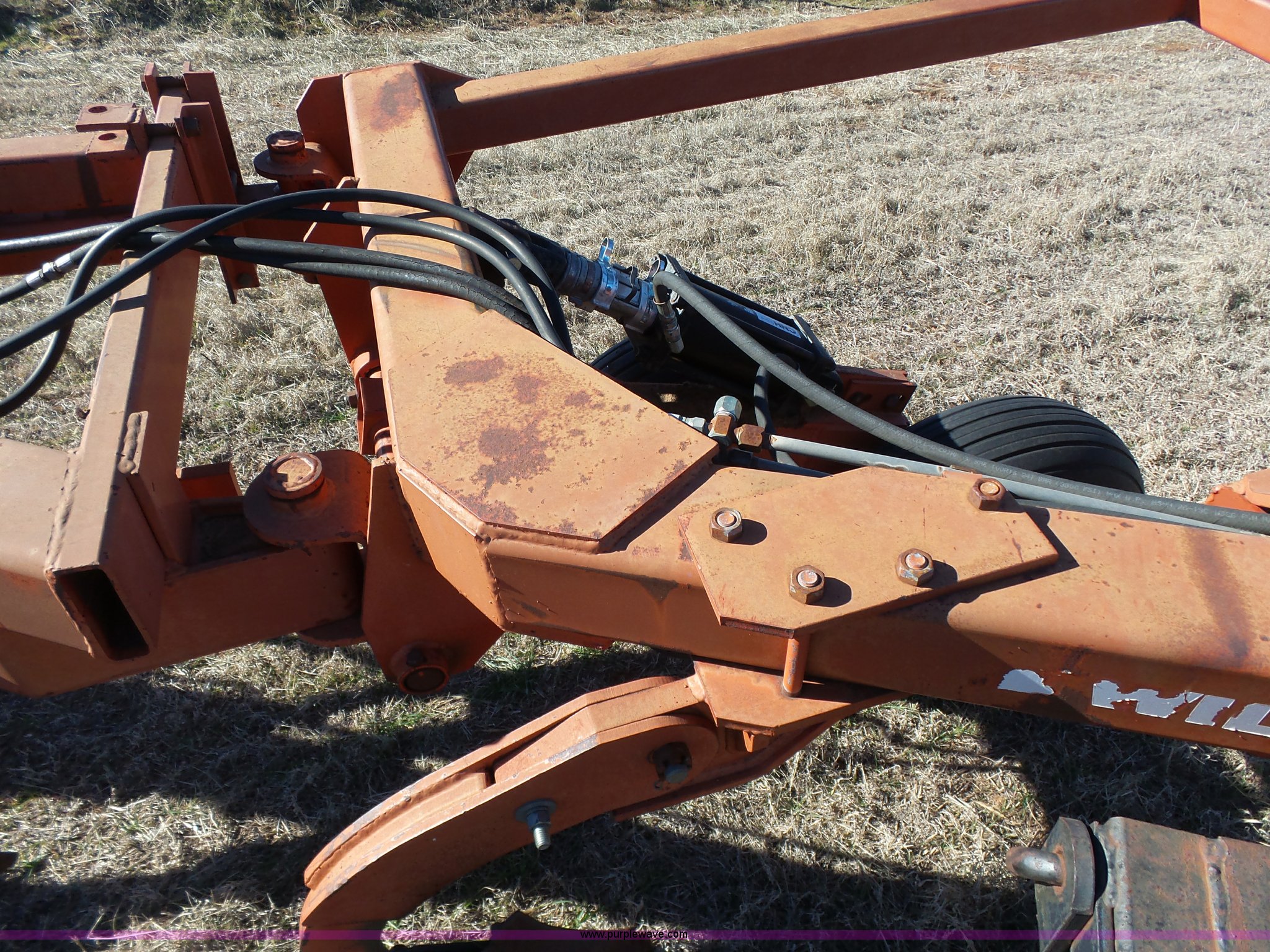 Wil-Rich 2900 14 bottom plow in Kiowa, KS | Item L6153 sold | Purple Wave