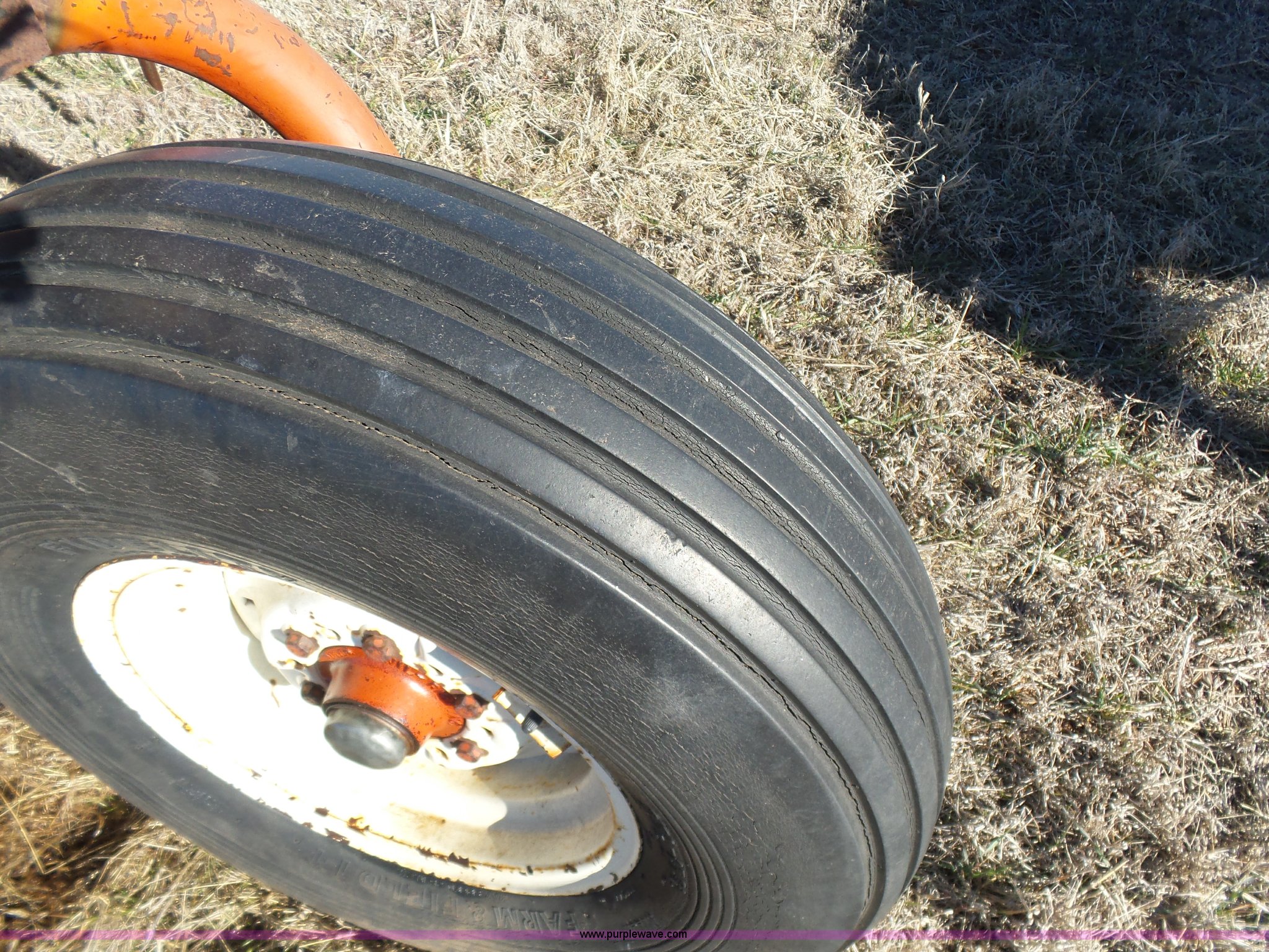 Wil-Rich 2900 14 bottom plow in Kiowa, KS | Item L6153 sold | Purple Wave