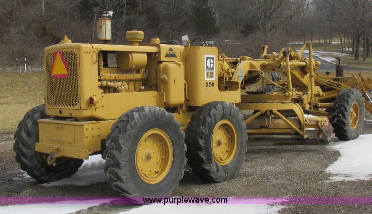 1969 Caterpillar 12F motor grader in Quincy, IL | Item L7117 sold ...