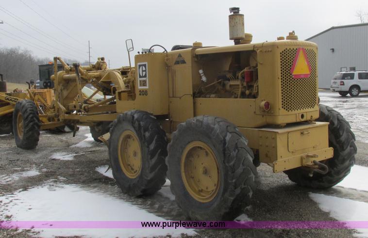 1969 Caterpillar 12F motor grader in Quincy, IL | Item L7117 sold ...