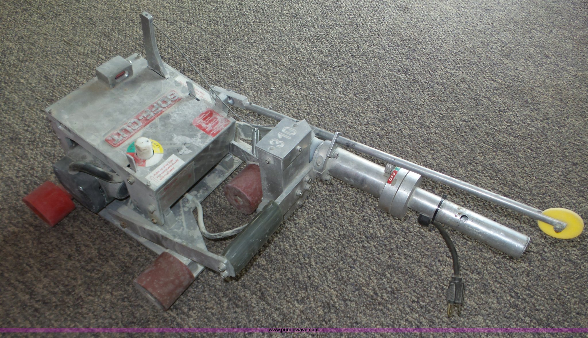 Soff Cut 310 Early Entry concrete saw in Diller, NE | Item BX9020 sold ...