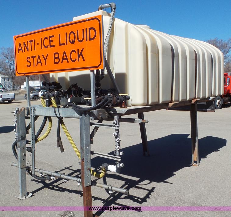 2001 Varitech X-1 anti ice tank in Salina, KS | Item K6914 sold ...