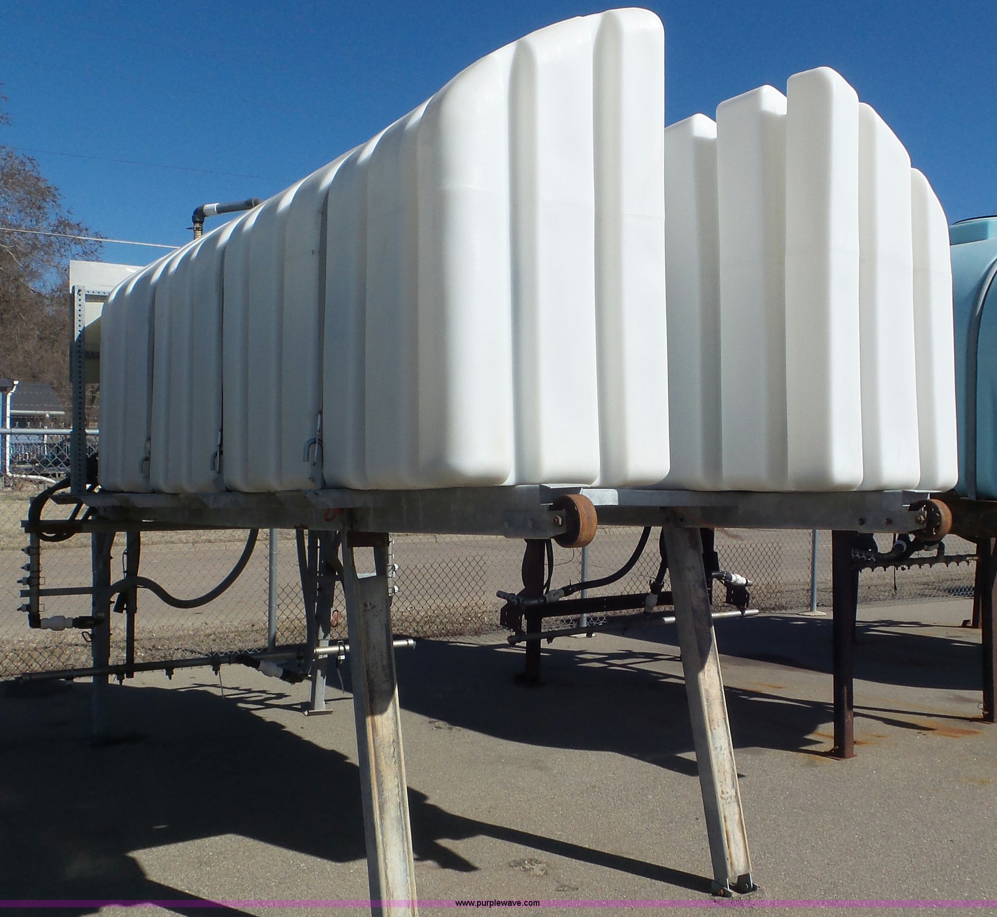 2001 Varitech X-1 anti ice tank in Salina, KS | Item K6916 sold ...