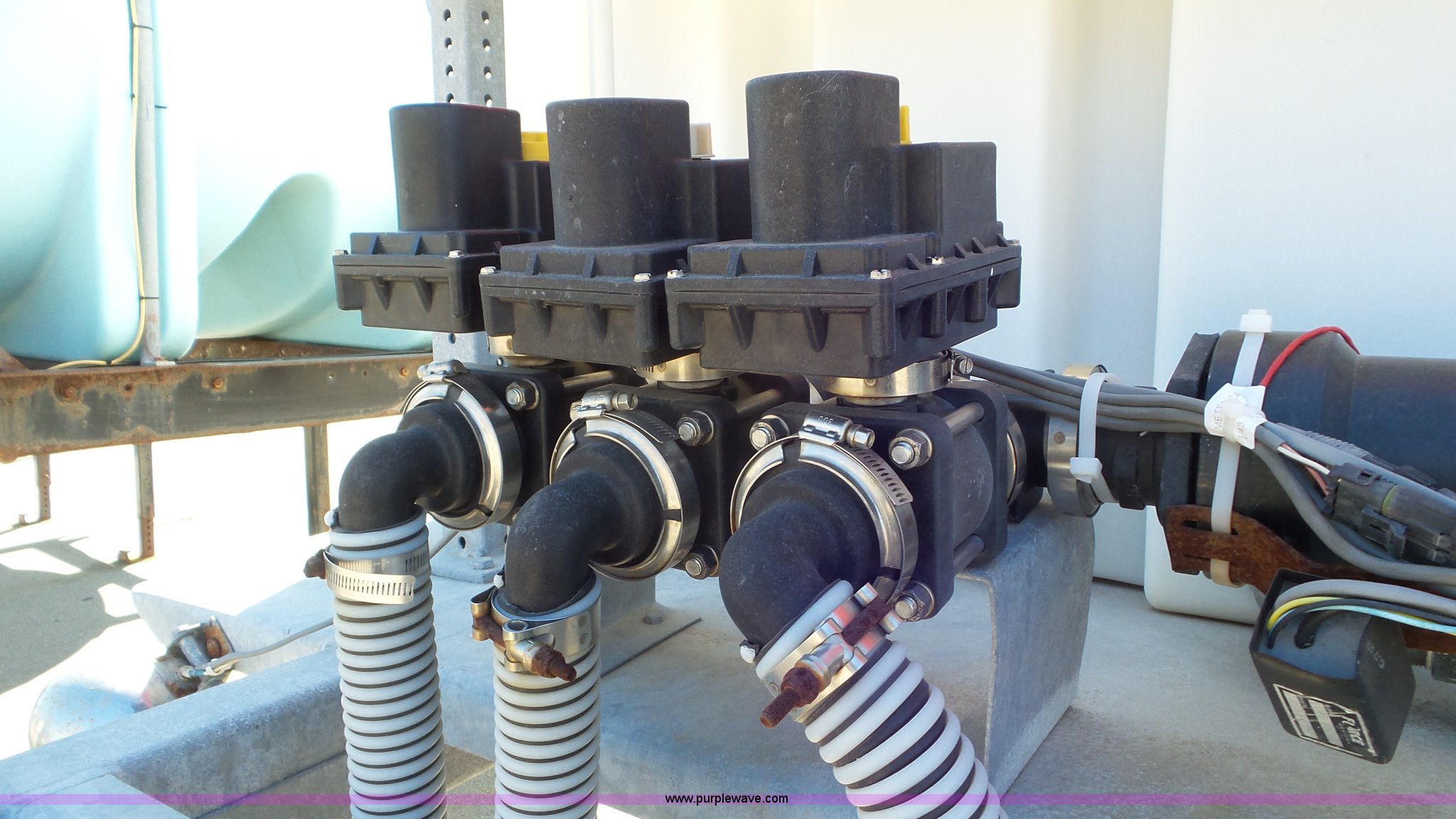 2001 Varitech X-1 anti ice tank in Salina, KS | Item K6916 sold ...