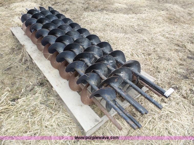 (12) lower clean grain augers in Seward, NE | Item BX9015 sold | Purple ...