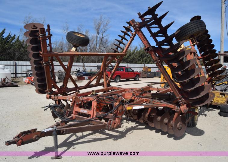 Krause 1950 disk in Lyons, KS | Item K4327 sold | Purple Wave