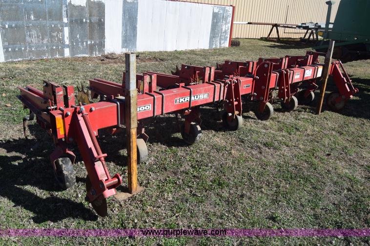 Krause 4600 cultivator in Lyons, KS | Item K8575 sold | Purple Wave