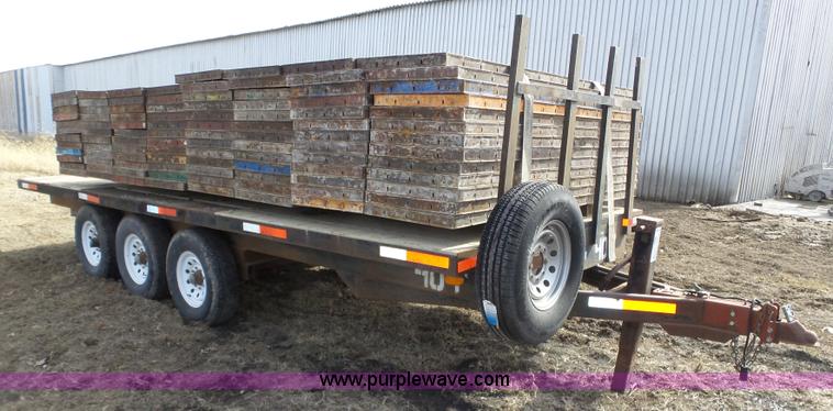 1993 equipment trailer with Symons concrete forms in Diller, NE | Item ...