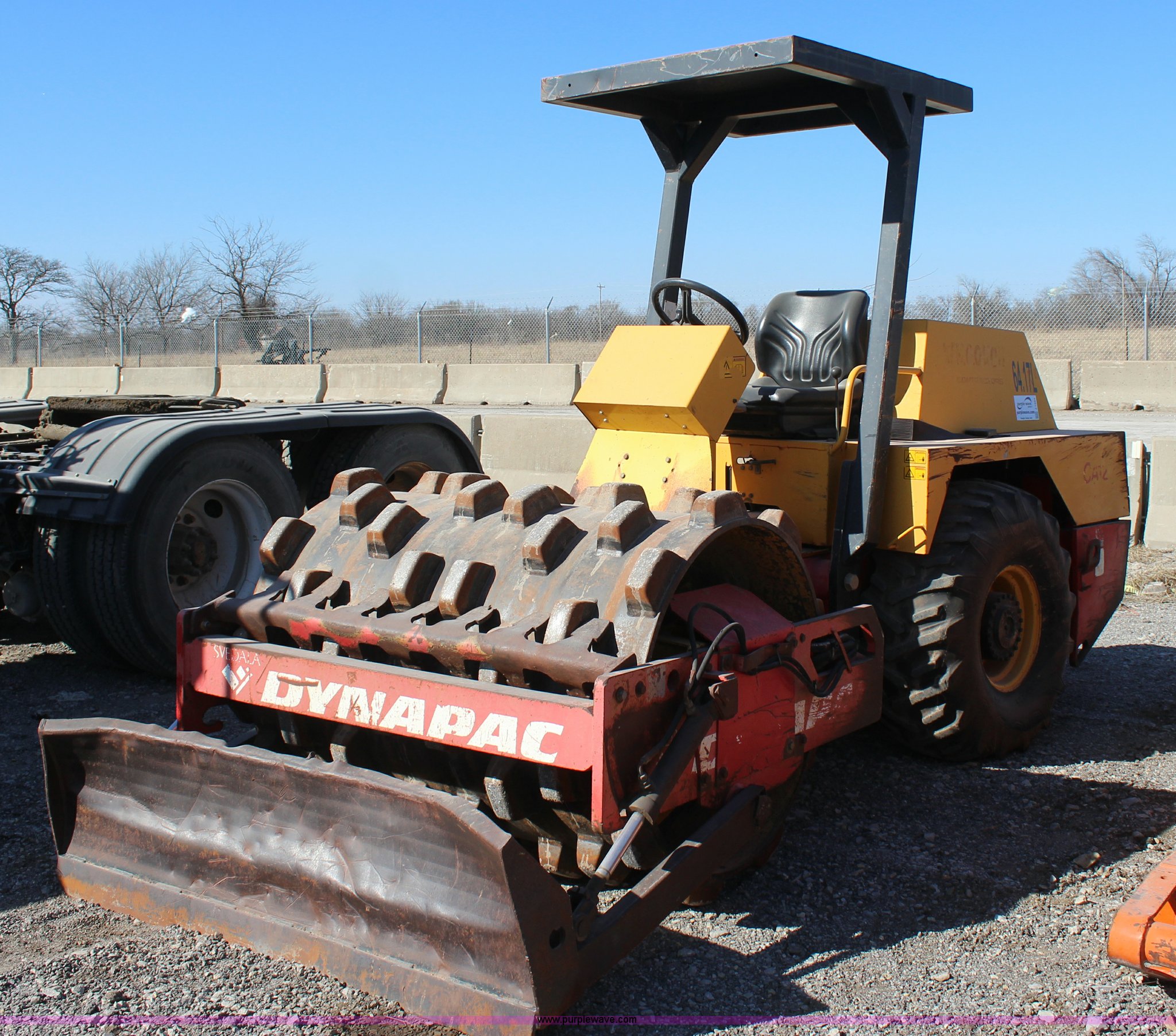 Dynapac CA121PD vibratory padfoot compactor in Owasso, OK | Item J7565 ...