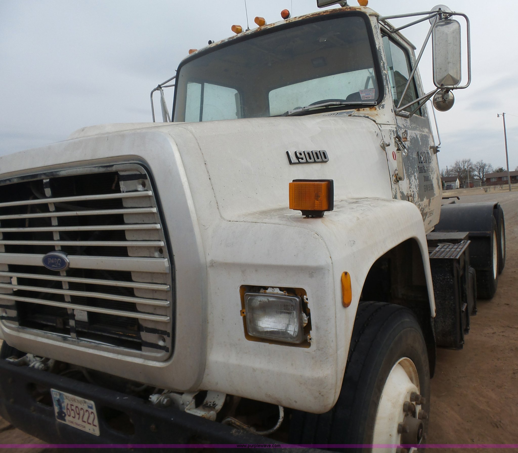 1989 Ford LT9000 semi truck in Wakita, OK | Item L7263 sold | Purple Wave