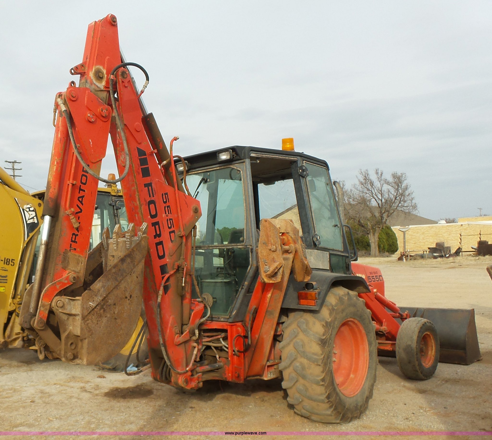 Ford 555D backhoe in Wakita, OK | Item L7267 sold | Purple Wave