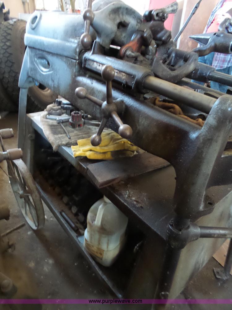 Ridgid 500 pipe threader in Osawatomie, KS | Item BT9371 sold | Purple Wave