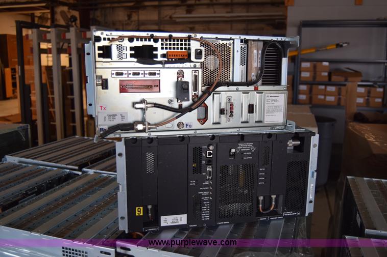 (32) Motorola Quantar 800 MHz repeaters in Wichita, KS | Item BX9801 ...