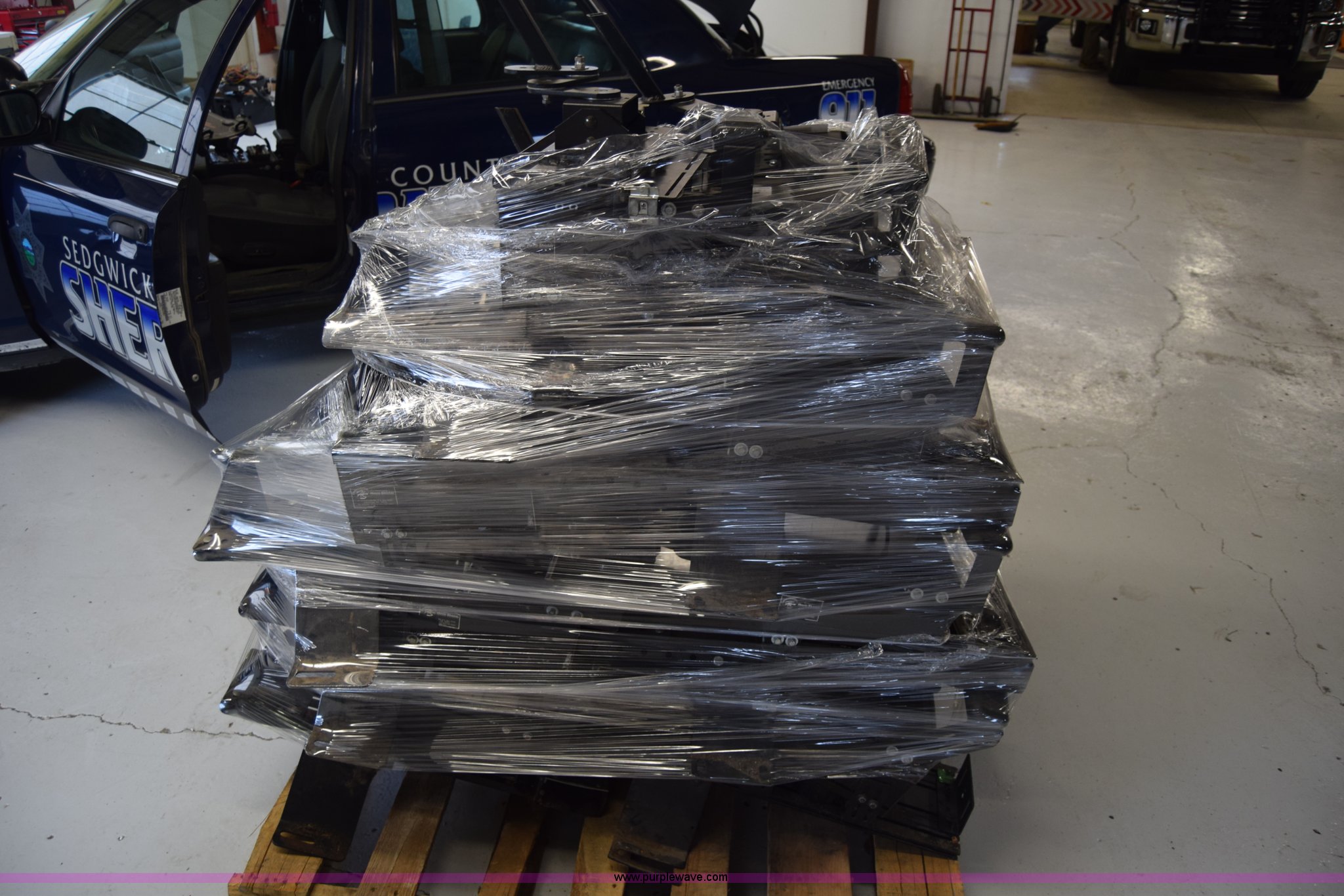 (14) Ford Crown Victoria police center consoles in Wichita, KS | Item ...