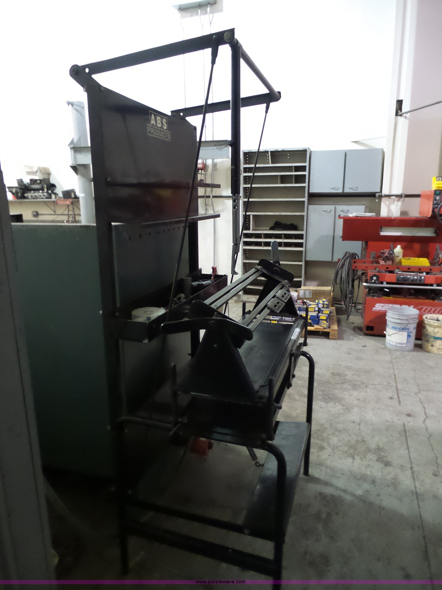 ABS Products piston stand in Salina, KS | Item CD9773 sold | Purple Wave