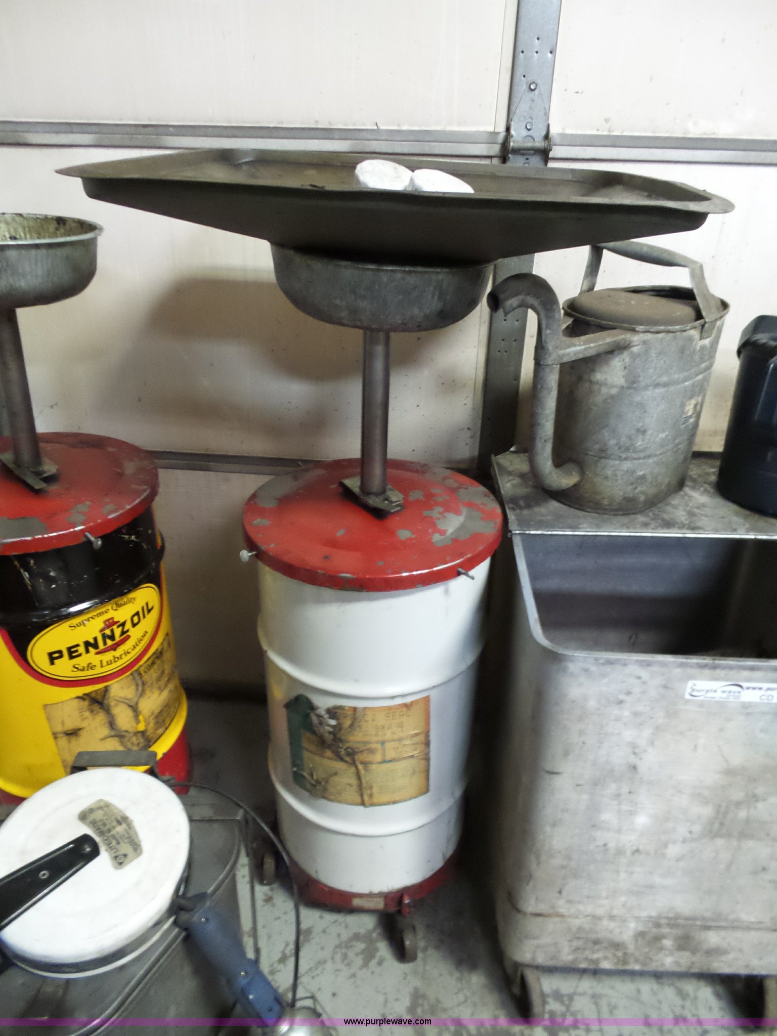 Assorted oil and oil rag containers in Salina, KS | Item CD9813 sold ...