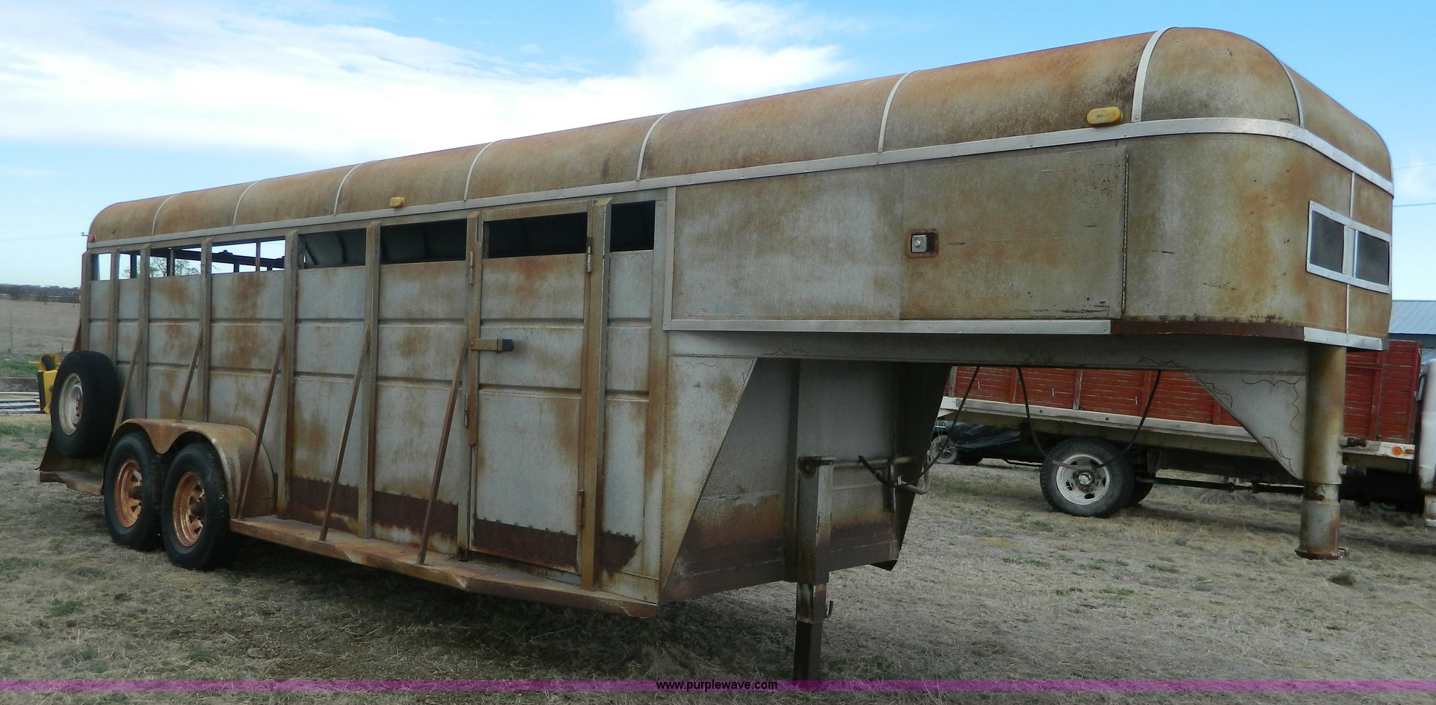 1985 livestock trailer in Ellis, KS | Item J5143 sold | Purple Wave