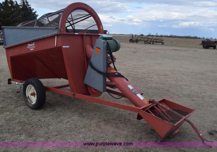 Feterl 23090 grain cleaner in Kinsley, KS | Item BX9725 sold | Purple Wave