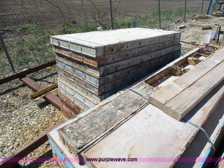 Assorted Simon concrete forms in Sedalia, MO | Item K4262 sold | Purple ...