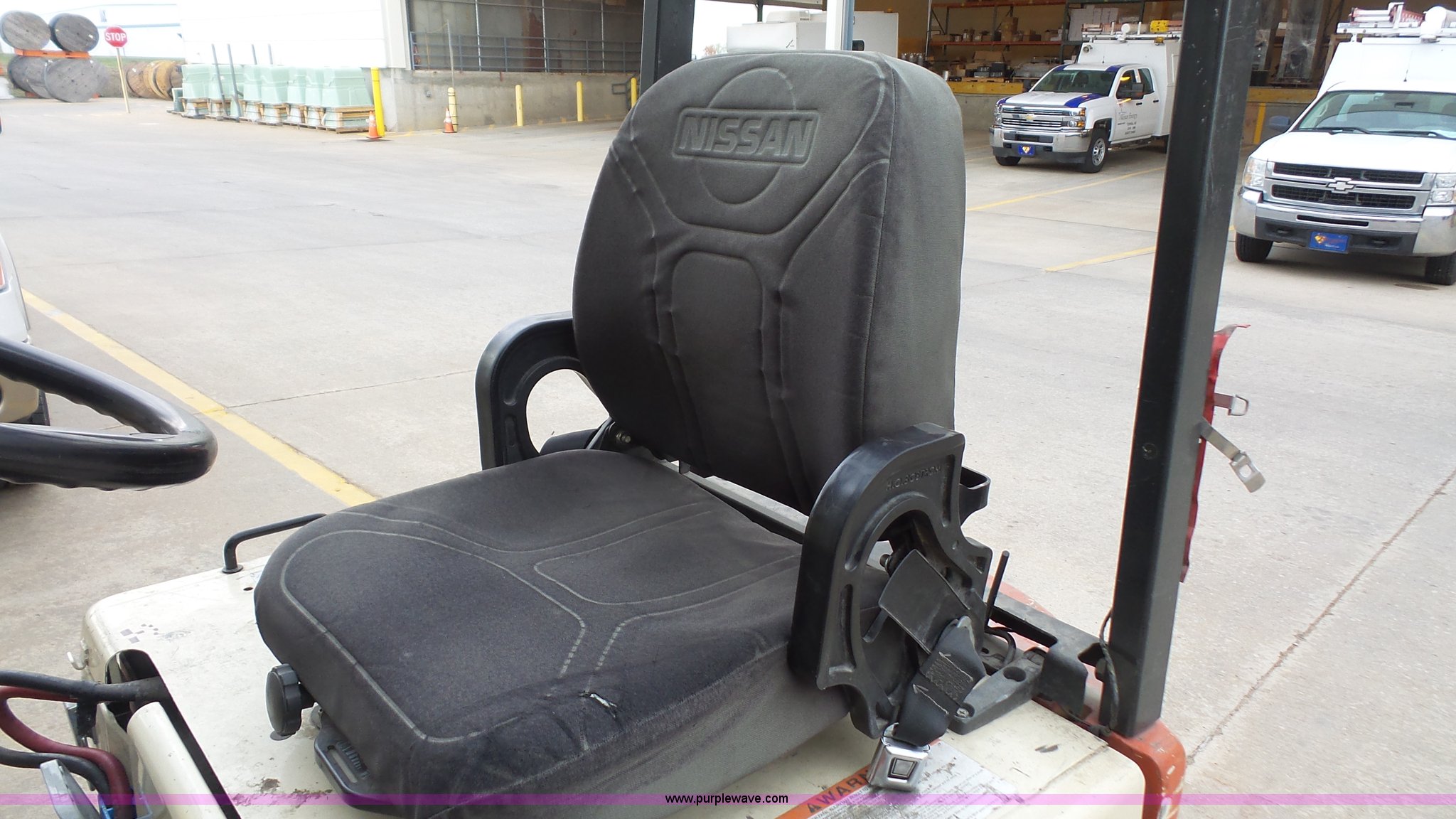Nissan 30 forklift in Topeka, KS | Item BN9668 sold | Purple Wave