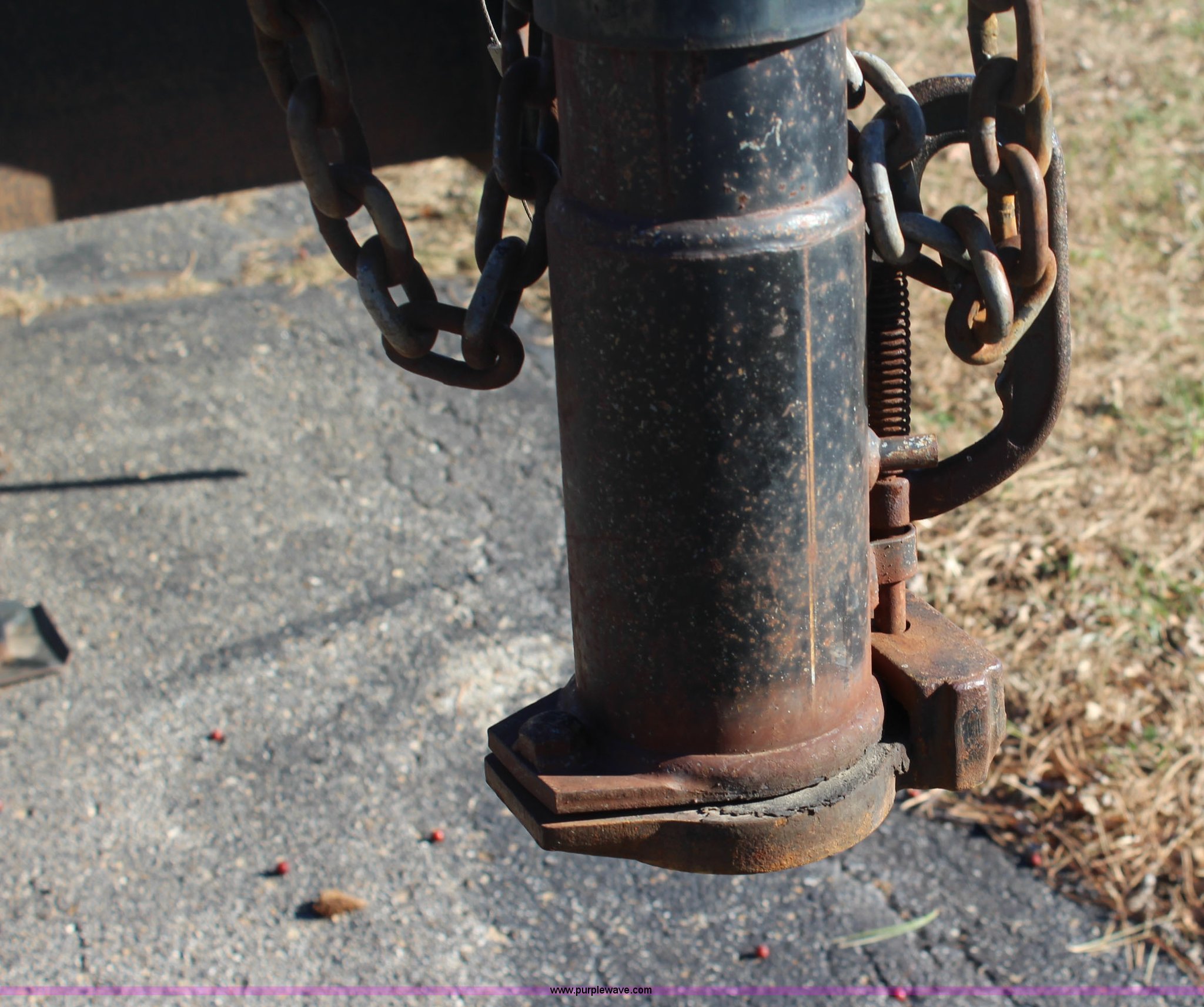 2005 Neal equipment trailer in Topeka, KS | Item J4589 sold | Purple Wave