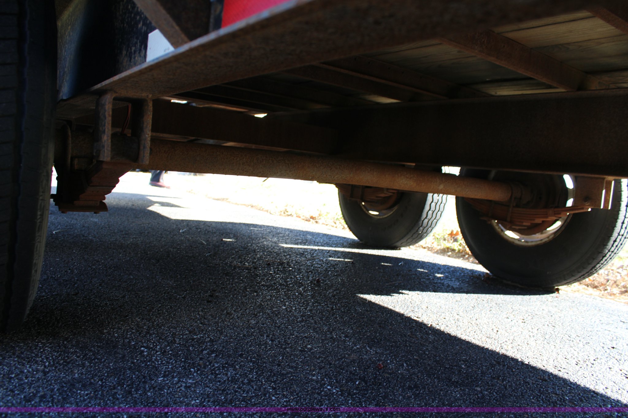 2005 Neal equipment trailer in Topeka, KS | Item J4589 sold | Purple Wave