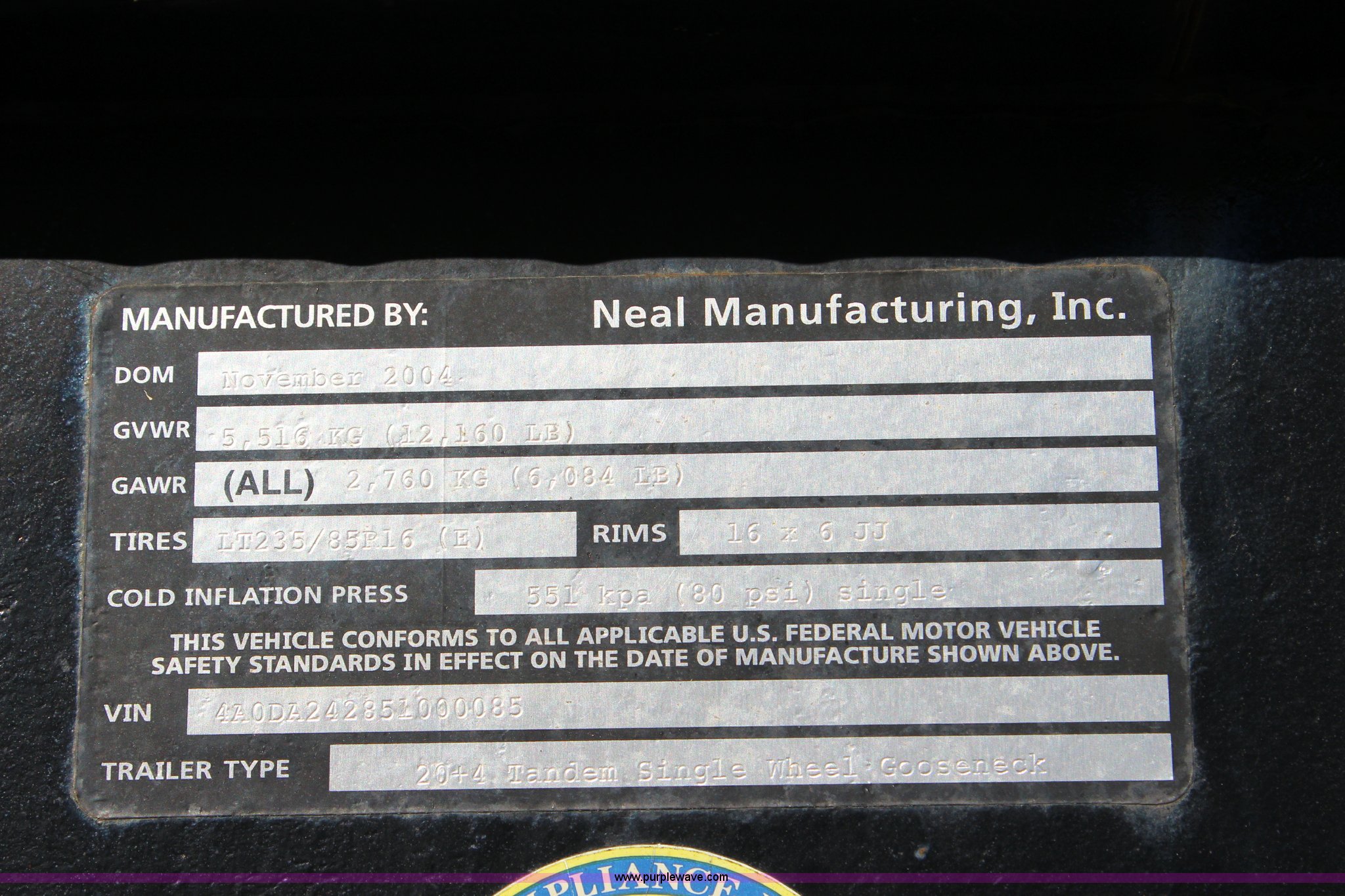 2005 Neal equipment trailer in Topeka, KS | Item J4589 sold | Purple Wave