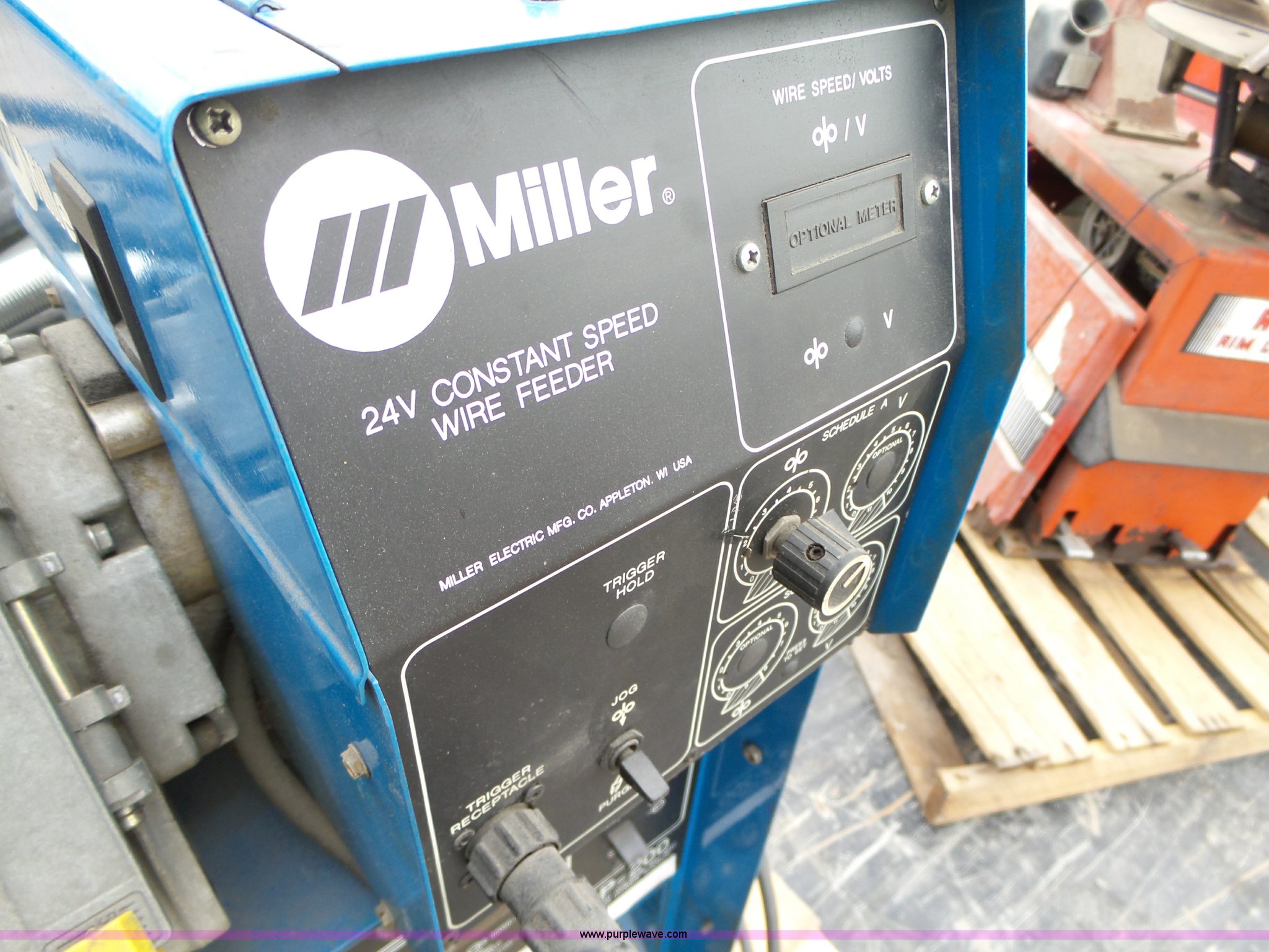 Miller CP200 welder in Centerville, IA | Item L5626 sold | Purple Wave