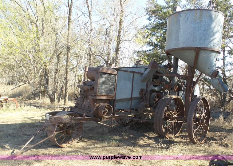 J.I. Case threshing machine in Copeland, KS | Item AR9411 sold | Purple ...