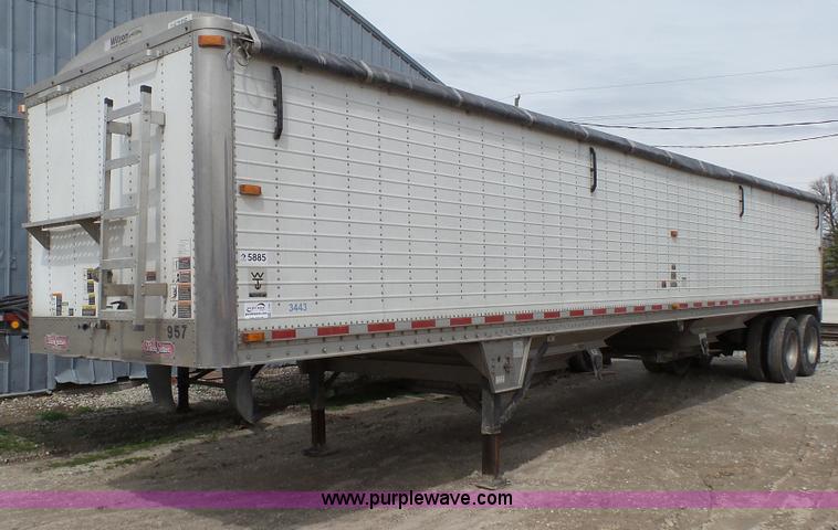 2007 Wilson double hopper grain trailer in Wabash, IN | Item L1342 sold ...