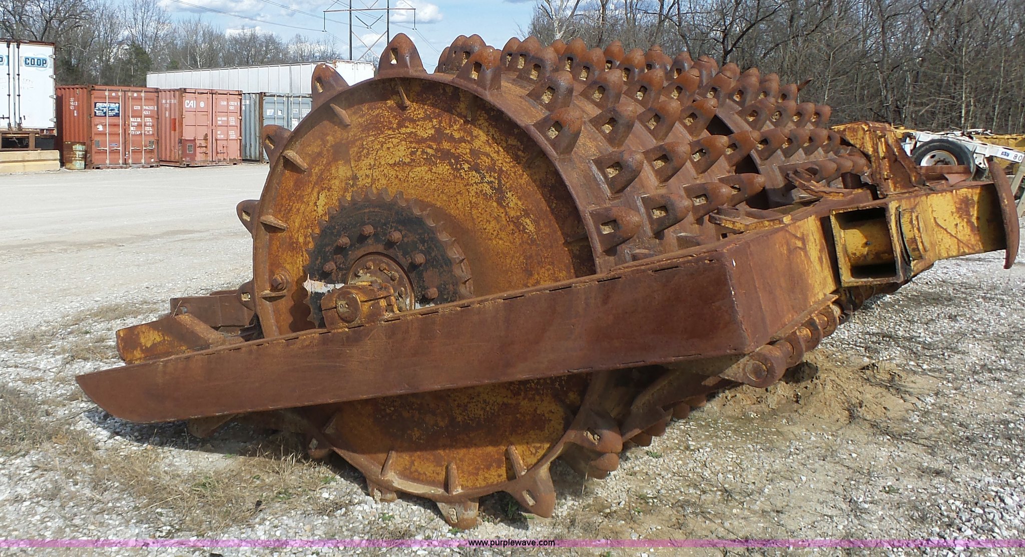 Sheeps foot roller in Columbia, MO | Item L7191 sold | Purple Wave