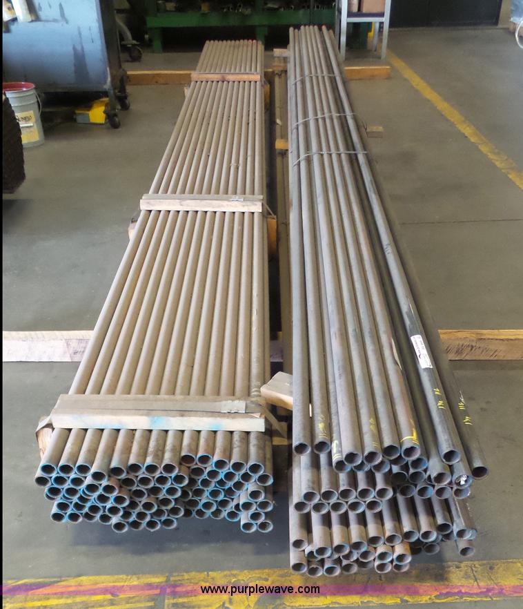 (146) 20'L x 1.5" pipe in Lansing, KS | Item BN9686 sold | Purple Wave