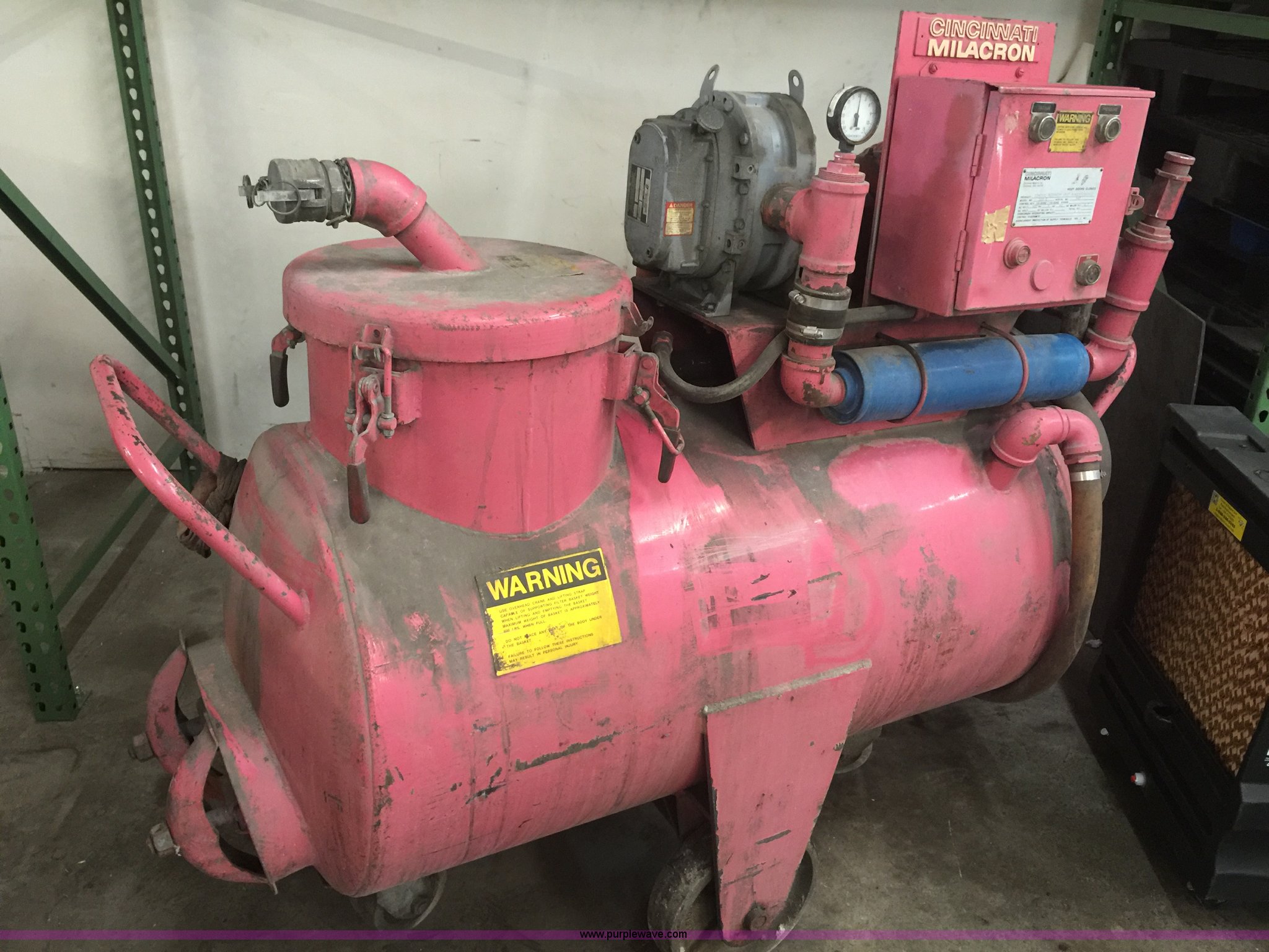 (2) Cincinnati Milacron Cimcool vacuum recovery pump units in Olathe ...