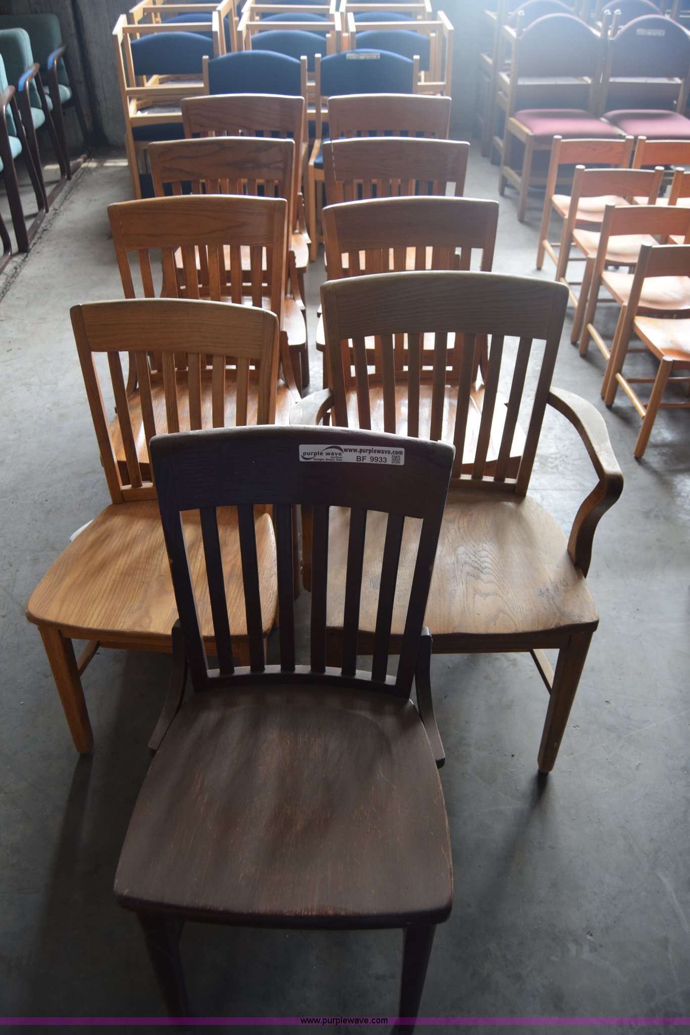 (9) wood chairs in Wichita, KS | Item BF9933 sold | Purple Wave