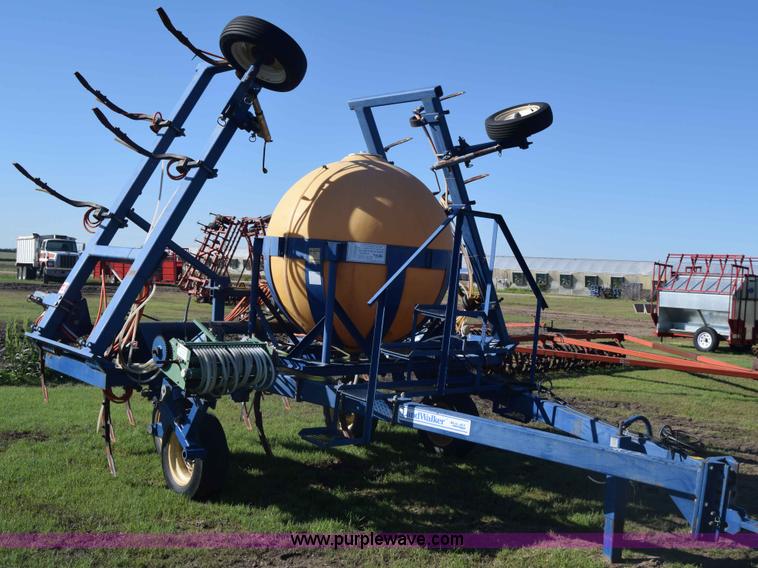 Blu-Jet Landwalker anhydrous applicator in Kinsley, KS | Item K6691 ...