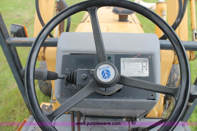 1995 Ford 555D backhoe in Geronimo, OK | Item BZ9087 sold | Purple Wave